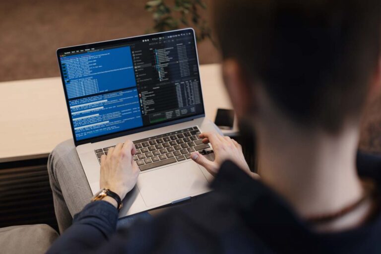 Dove si scrivono i programmi Python? - bitCamp Blog